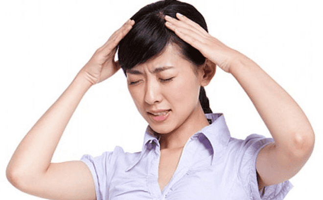 Đau đầu nên uống thuốc gì cho hiệu quả? | Vinmec