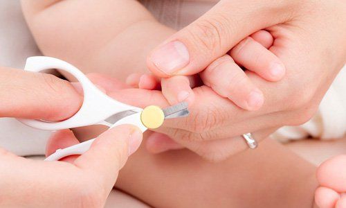 Baby's first nail clipping store