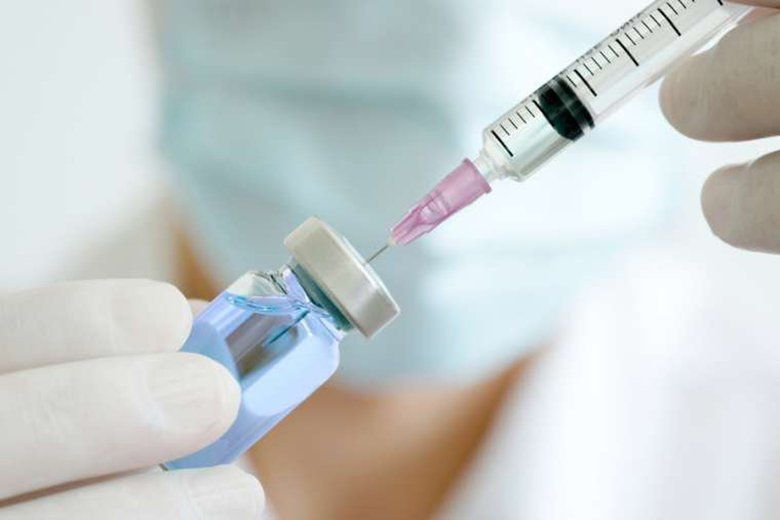 Bé ngưng dùng thuốc Tolsus 3 ngày có tiêm được mũi viêm não Nhật Bản ...