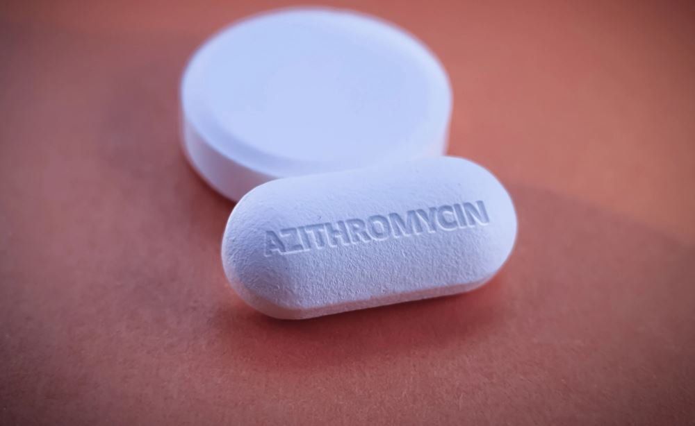 Thuốc Azithromycin: Công dụng, chỉ định và lưu ý khi dùng | Vinmec