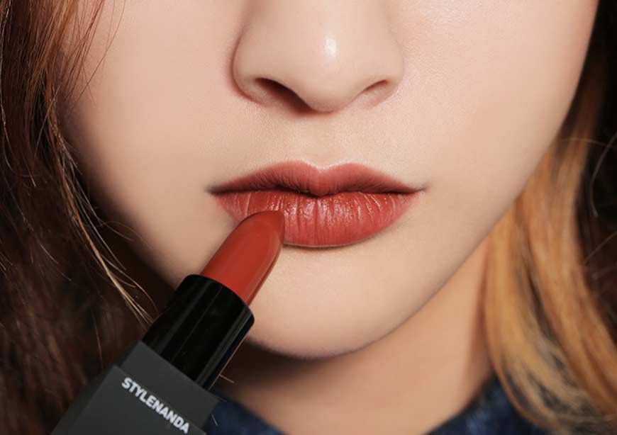 7 lời khuyên để chọn son môi tốt, phù hợp cho bạn | Vinmec
