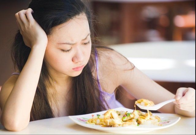 What is the condition where you feel hungry easily but feel nauseous ...