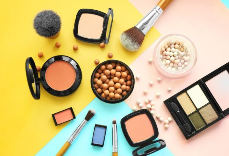 What Are the Harmful Effects of Lead in Cosmetics? | Vinmec
