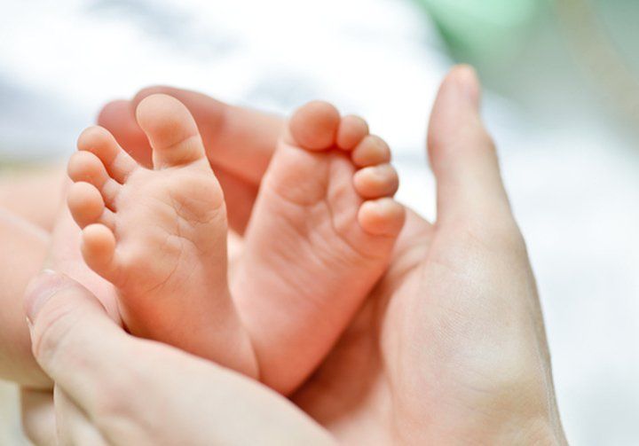 Understanding Hand and Foot Sweating in Newborns: Causes and Solutions ...