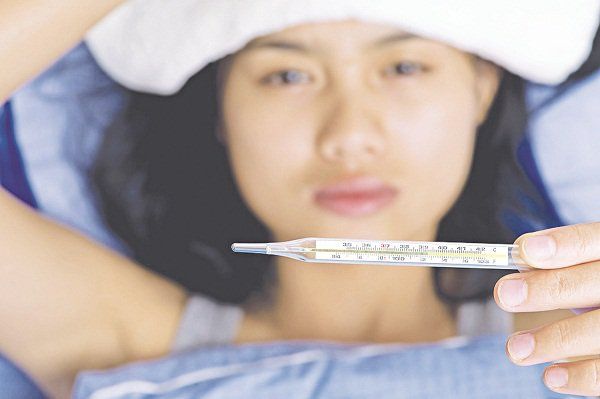 What does an afternoon fever indicate? Is it concerning? | Vinmec