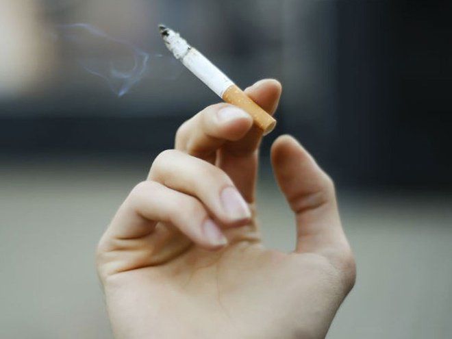 Thèm hút thuốc: 10 lời khuyên để vượt qua chúng | Vinmec
