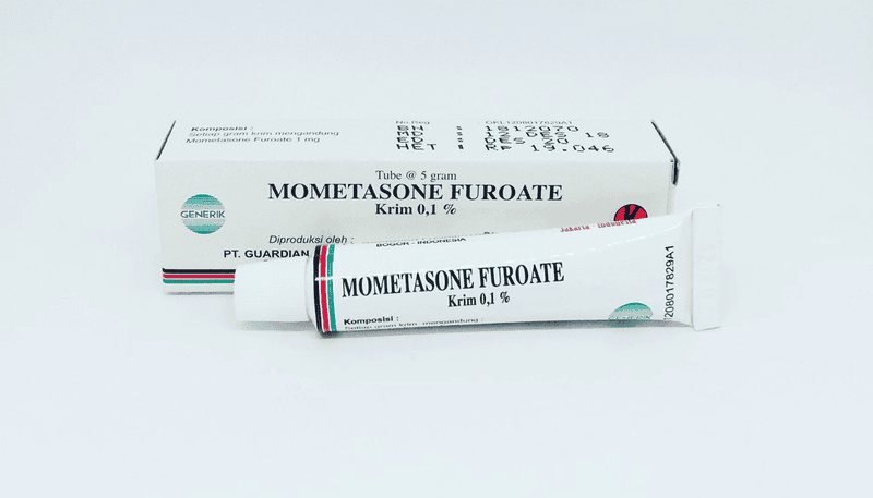 Mometasone furoate là thuốc gì? | Vinmec