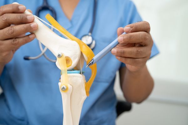 Why Do Joints Make Cracking or Popping Sounds? | Vinmec